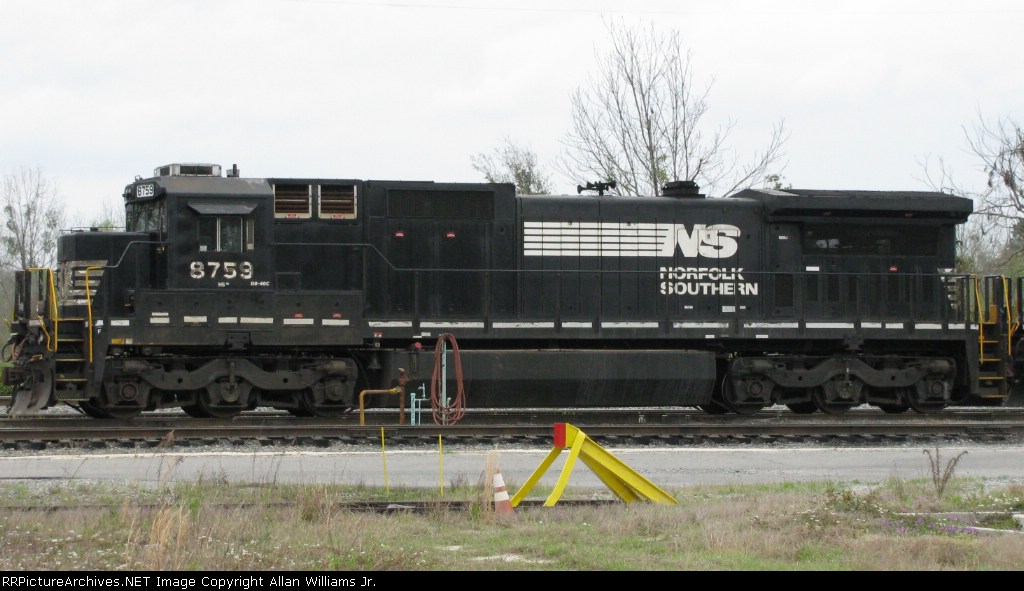 NS 8753